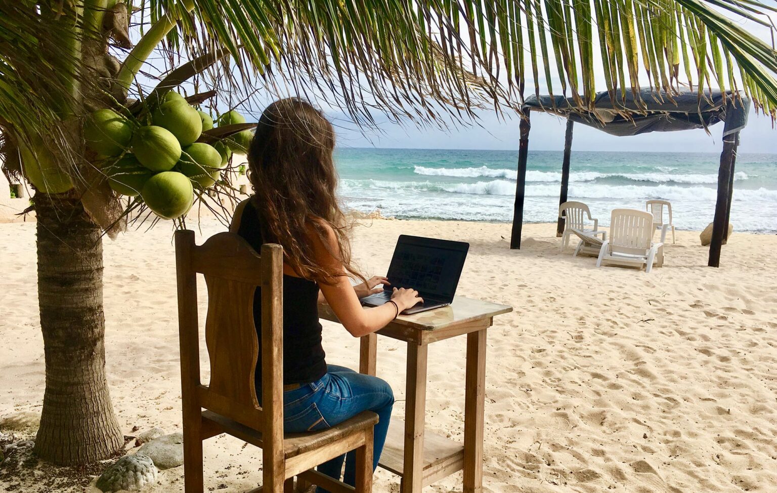 First Step – dein erster Schritt zum Traumjob - Roadtrip Leben